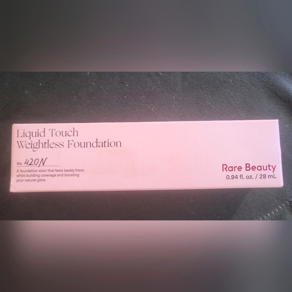 Rare Beauty | Makeup | Rare Beauty Liquid Touch Weightless Foundation ...